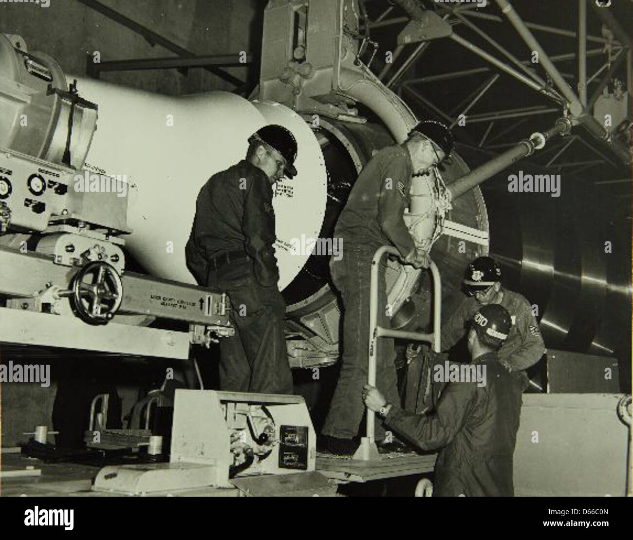 This photo shows the Convair/General Dynamics plant where the Atlas ...