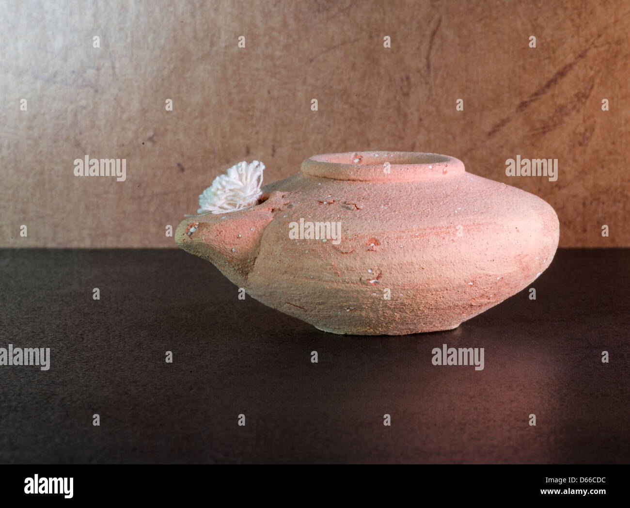 Oli symbol hi-res stock photography and images - Alamy