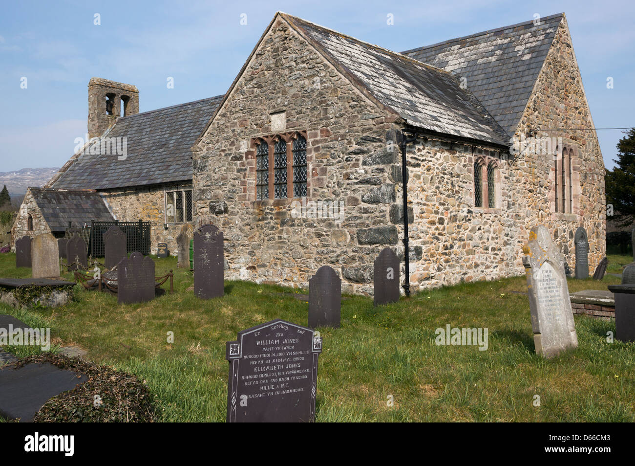 Gwynedd wales churchyard church hi-res stock photography and images - Alamy