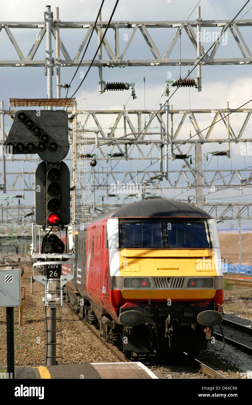 Class 82 hi-res stock photography and images - Alamy