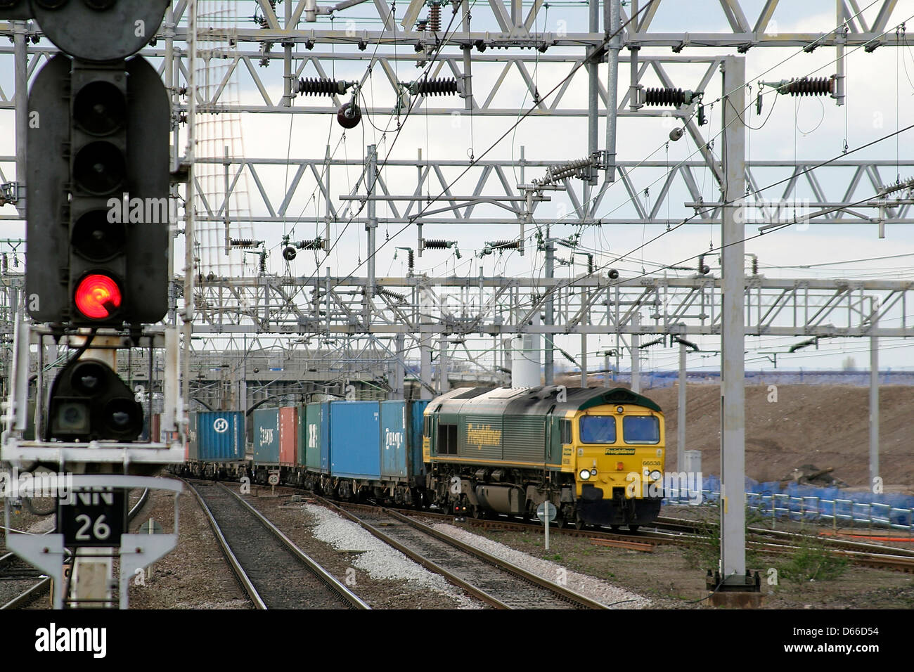 Nuneaton Train Station, Warwickshire, Freightliner 66538 line of ...