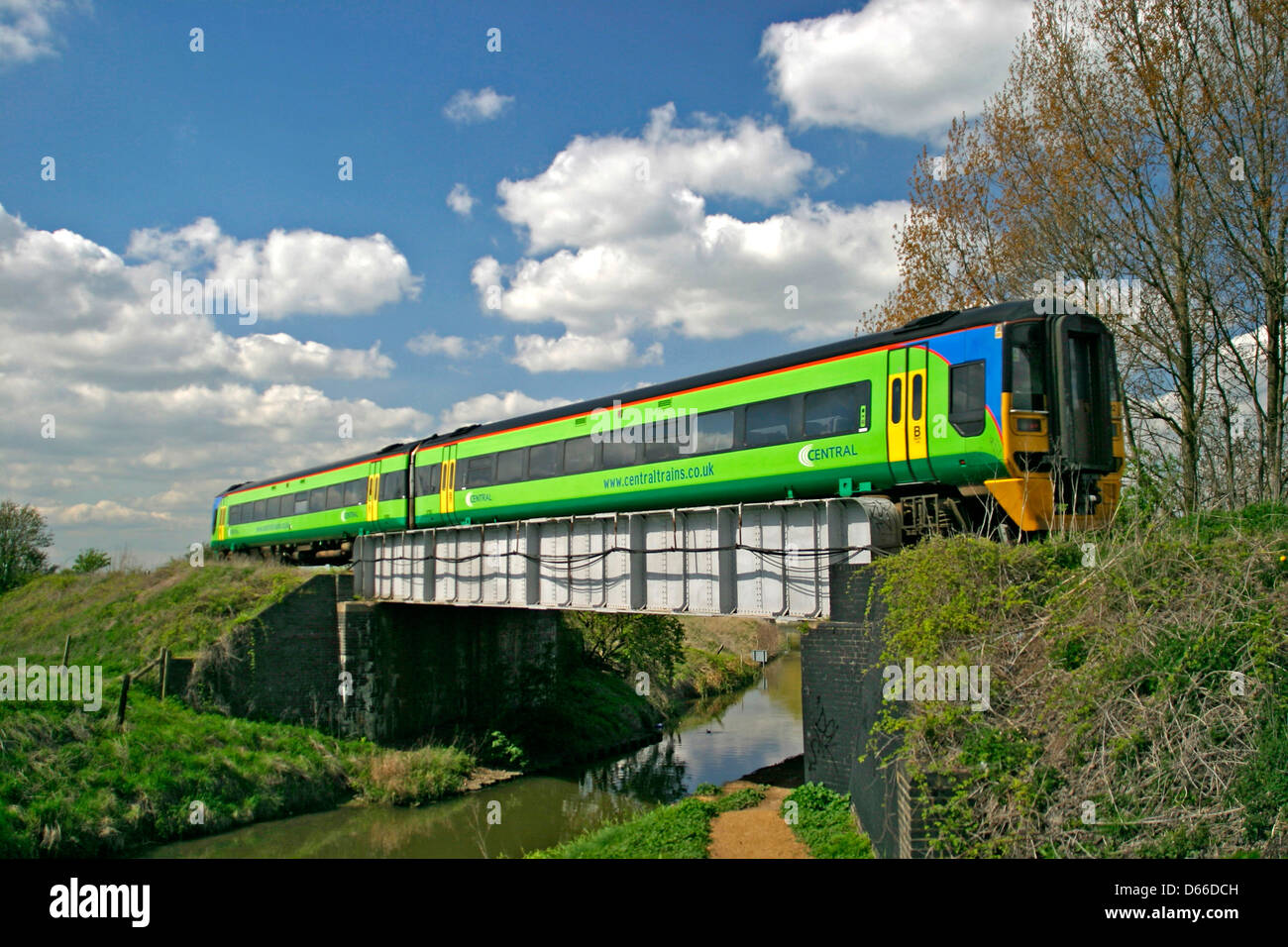 Central trains unit 158782, at Whittlesey heading to Peterborough ...