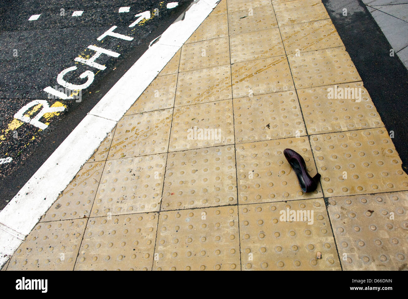 Tipping rules hi-res stock photography and images - Alamy