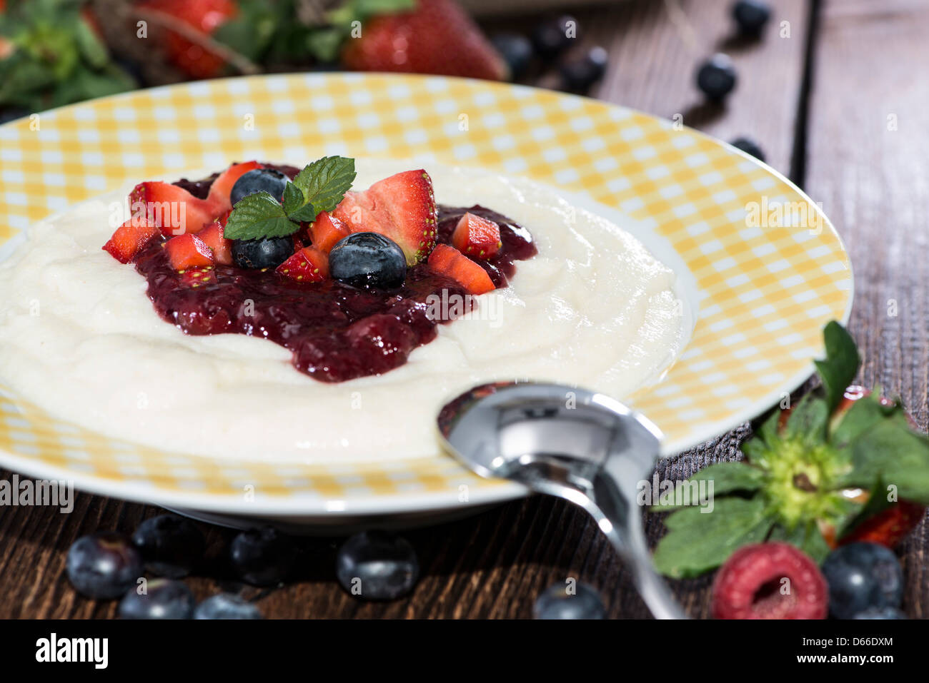 Semolina pudding jam hi-res stock photography and images - Alamy