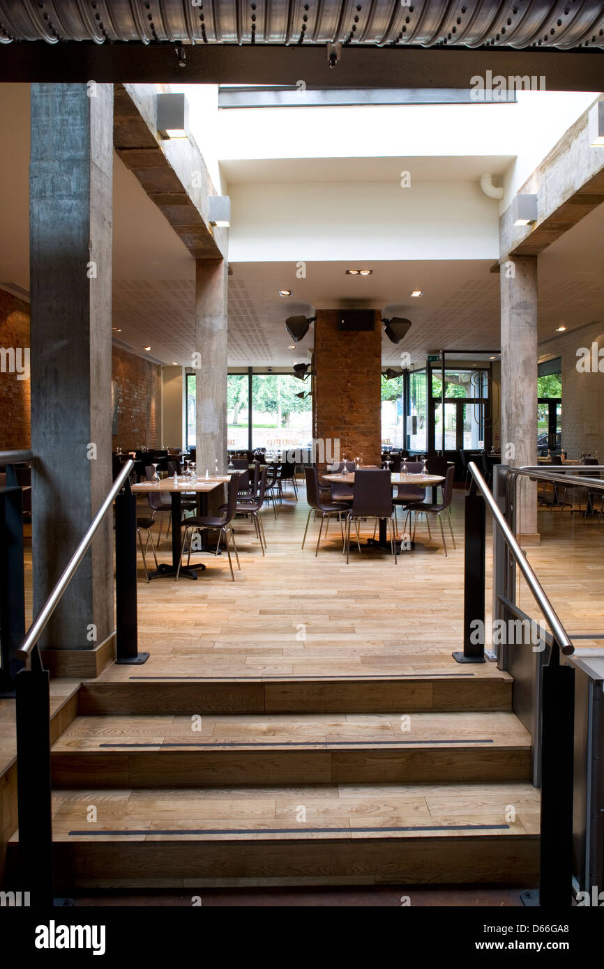 Restaurant and micro brewery Stock Photo - Alamy