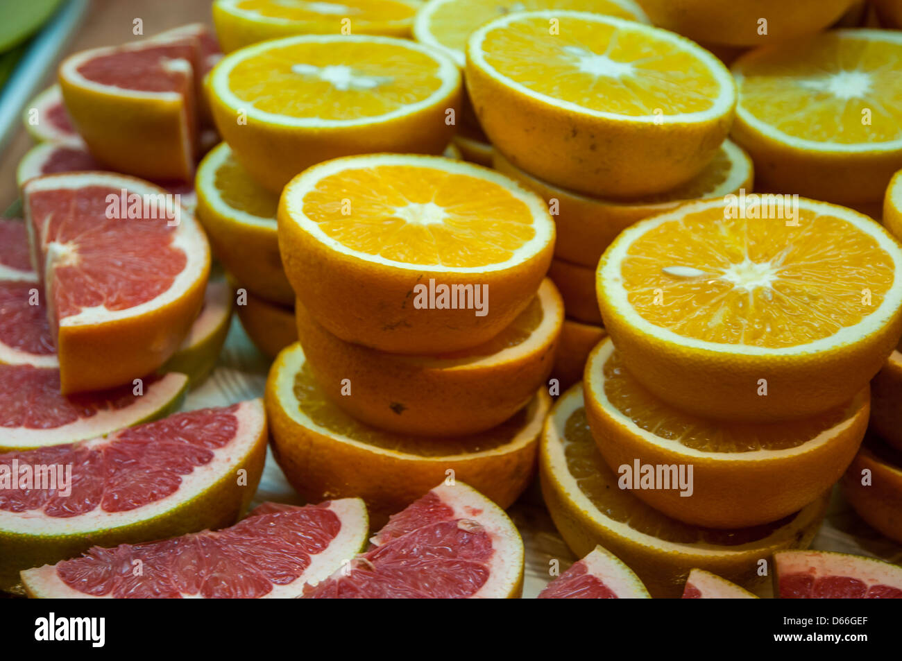 Grapefruit like hi-res stock photography and images - Alamy