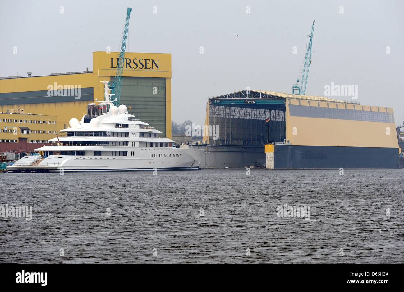 180m long hi-res stock photography and images - Alamy