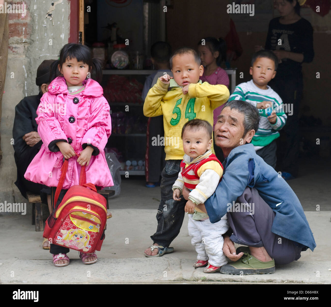 China family generations hi-res stock photography and images - Alamy