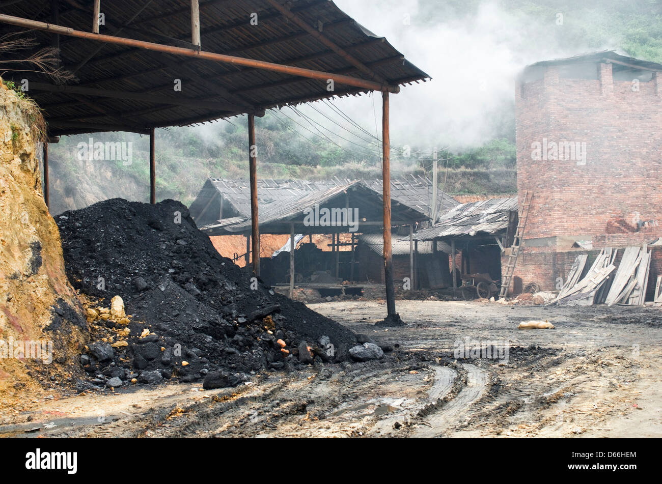 Coke factory hi-res stock photography and images - Alamy