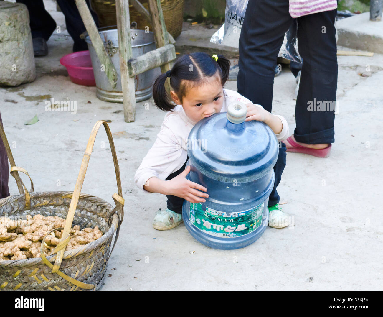 Guizhou Girl High Resolution Stock Photography and Images - Alamy