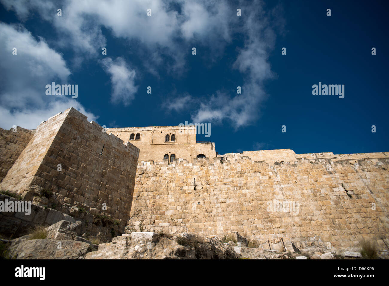 Walls of jerusalem hi-res stock photography and images - Alamy
