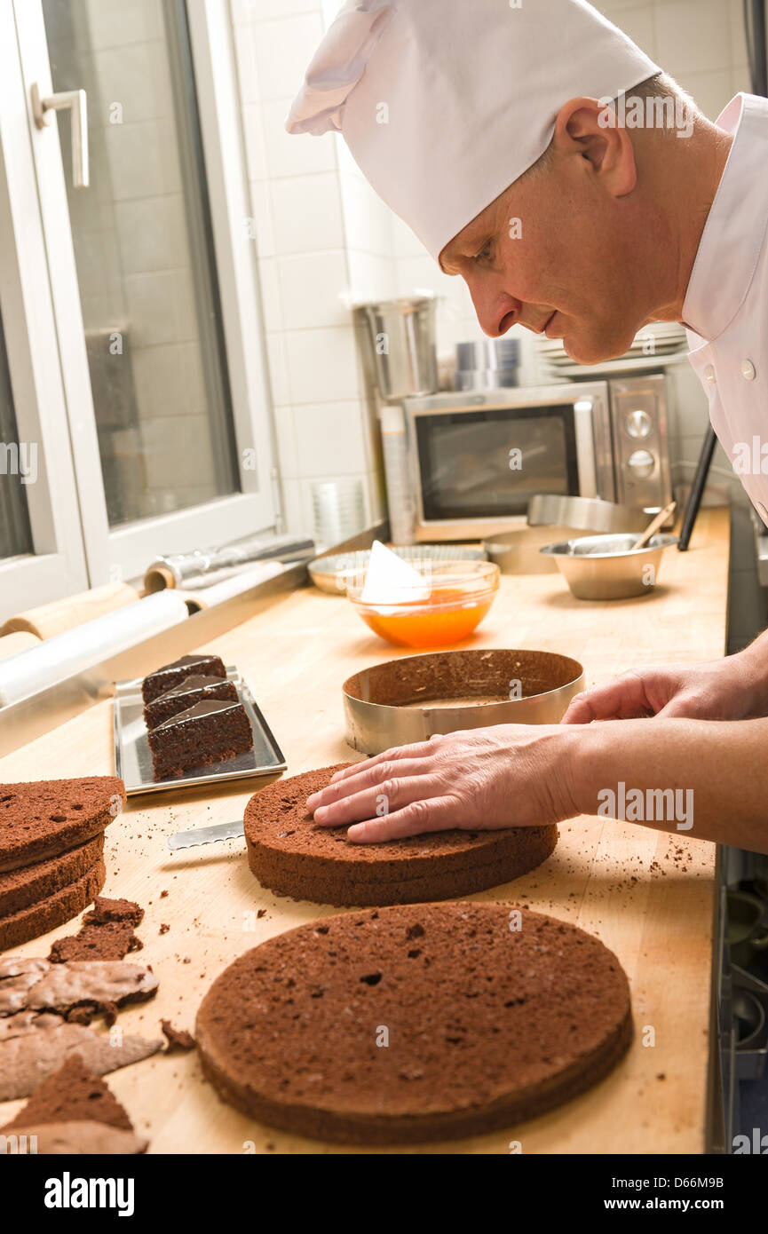 Working in layers hi-res stock photography and images - Alamy