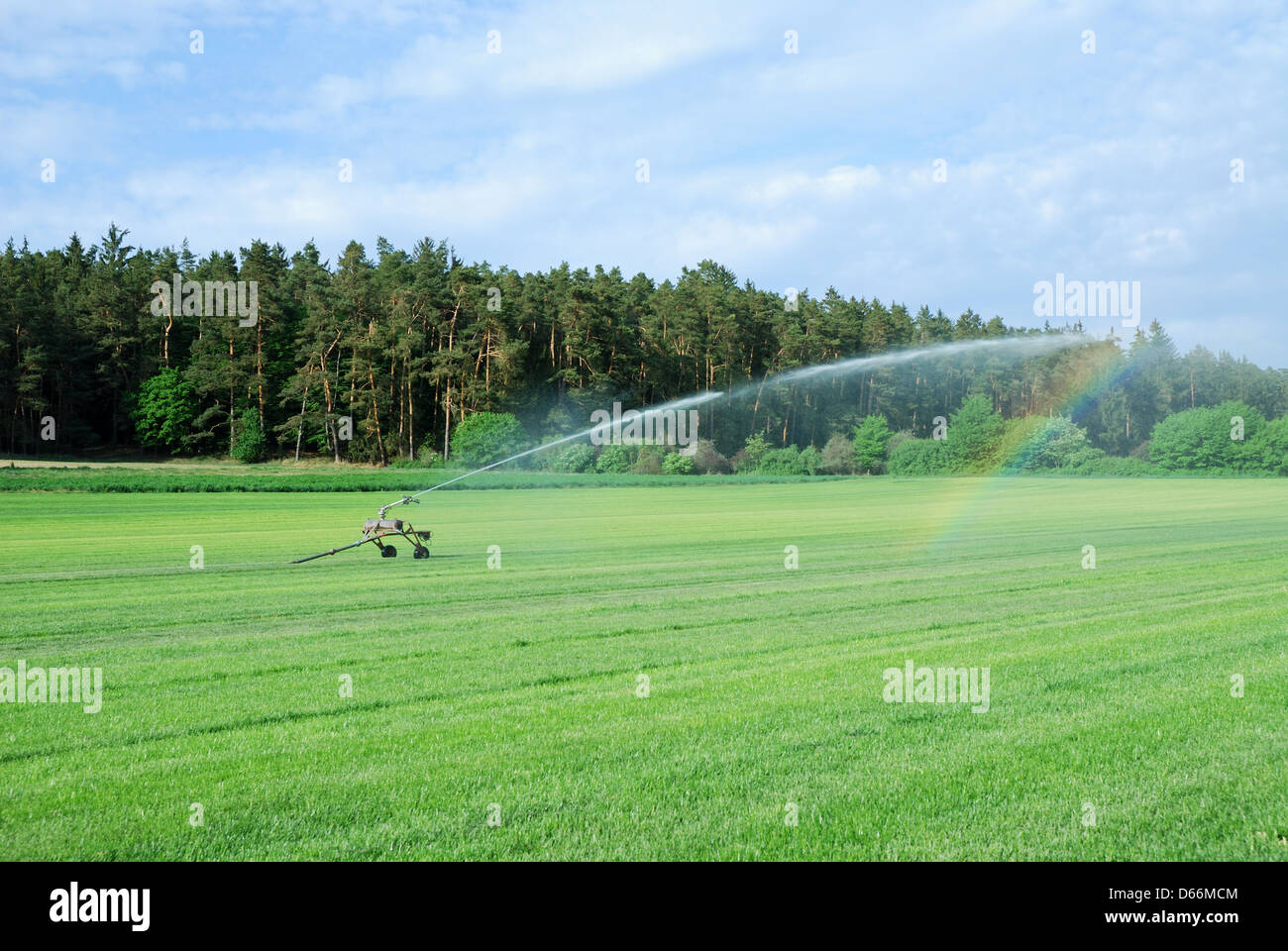 Field watering hi-res stock photography and images - Alamy