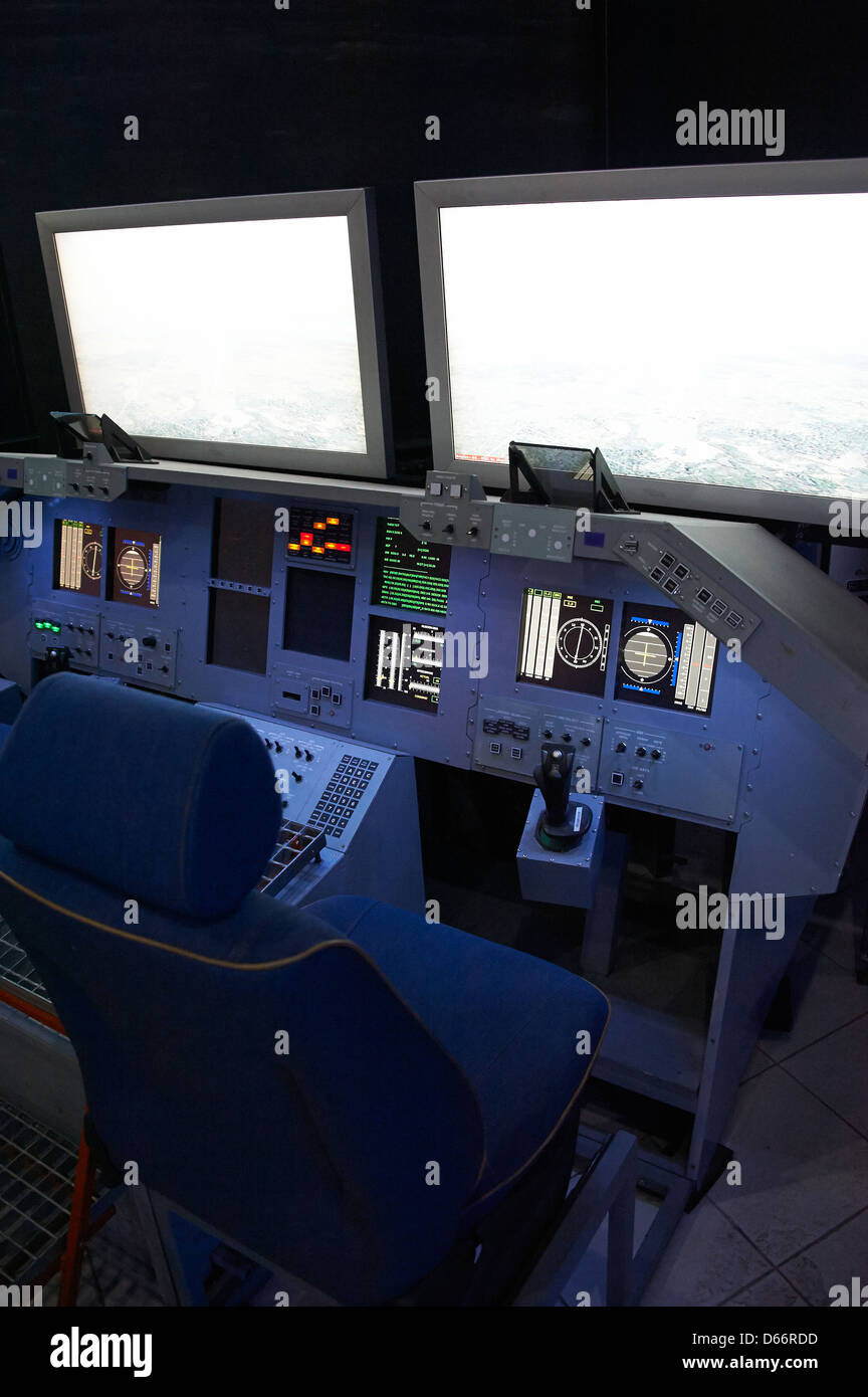 Space Shuttle trainer simulator cockpit Stock Photo - Alamy