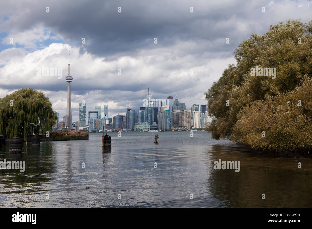 A view of the Toronto skyline from Toronto Island Park, in Canada Stock ...