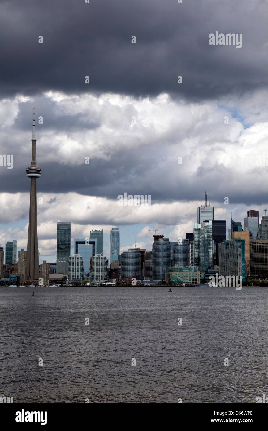 A view of the Toronto skyline from Toronto Island Park, in Canada Stock ...