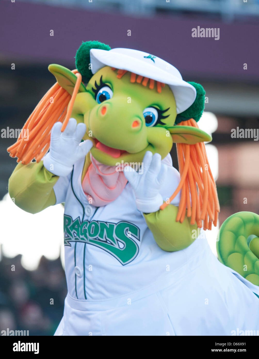 Dayton dragons dragon mascot hi-res stock photography and images - Alamy