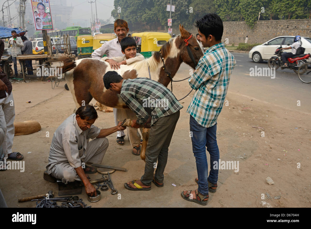 Old delhi delhi india indian slums delhi slums hi-res stock photography ...