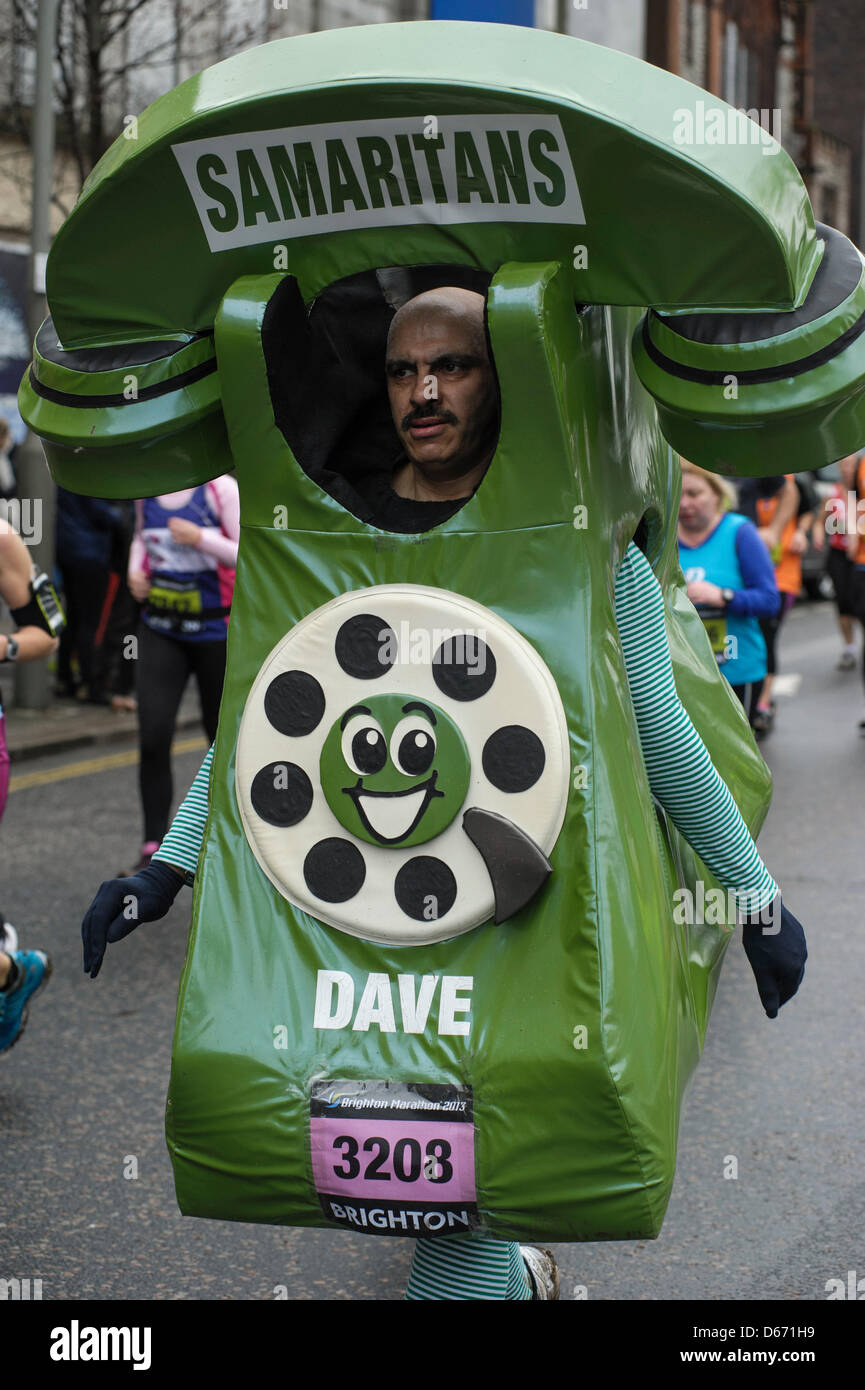 Brighton, UK, 14/04/2013 : Brighton Marathon. Dave Lock AKA phone man ...