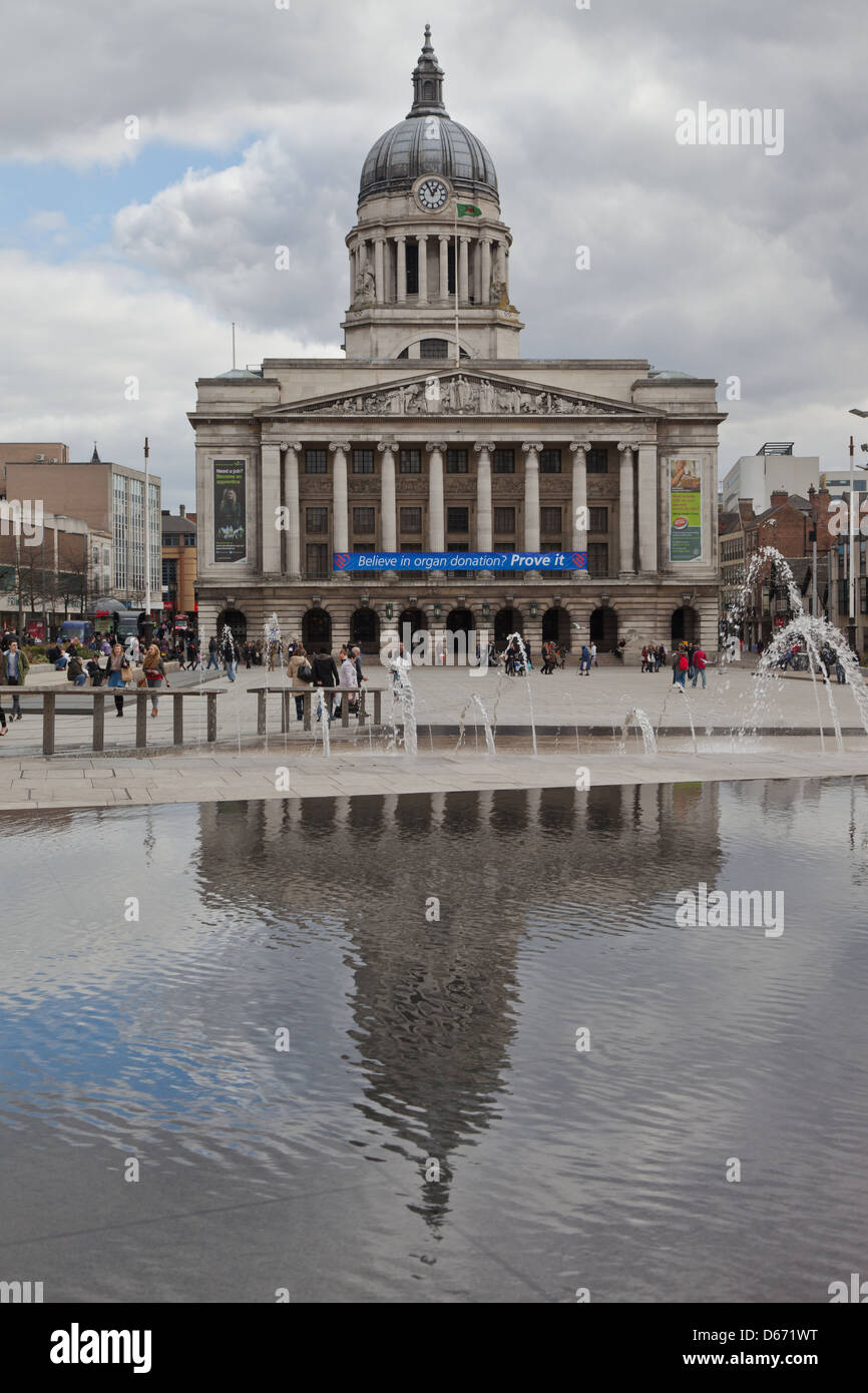 Nottingham city hall hi-res stock photography and images - Alamy