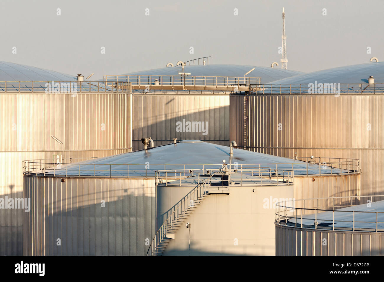 Oil Storage Tanks Stock Photo - Alamy