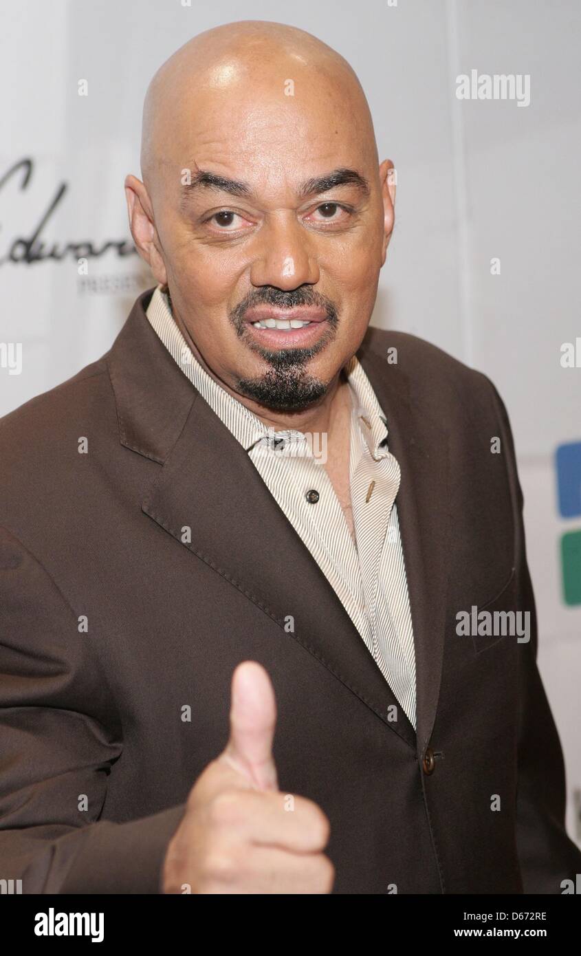 James ingram hi-res stock photography and images - Alamy