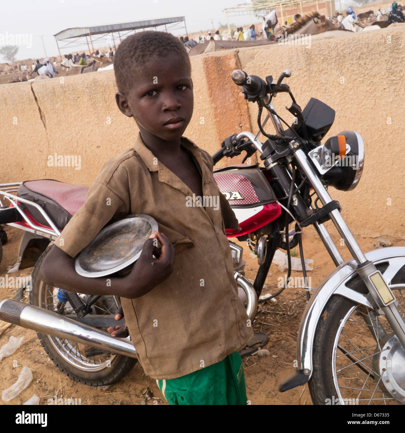 Boy from niger hi-res stock photography and images - Alamy
