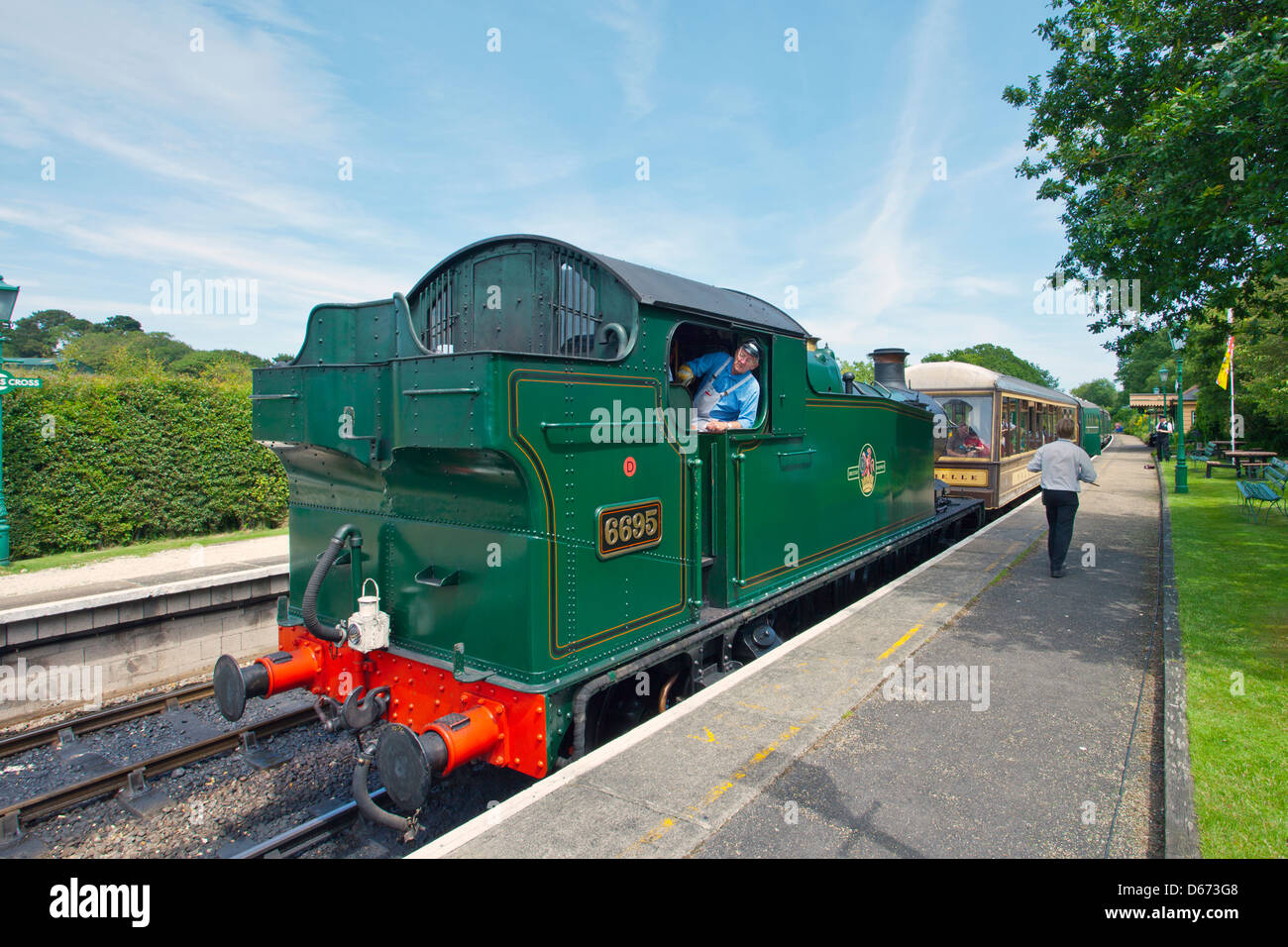Ex GWR 0-6-2T No.6695 waits at Harmans Cross station on the preserved ...