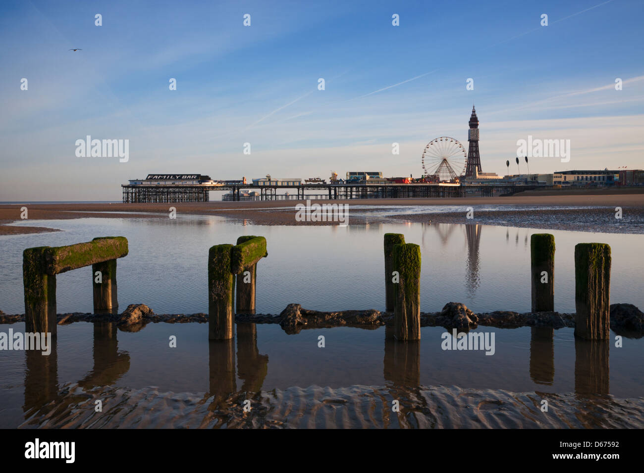 Blackpool beach tower hi-res stock photography and images - Alamy