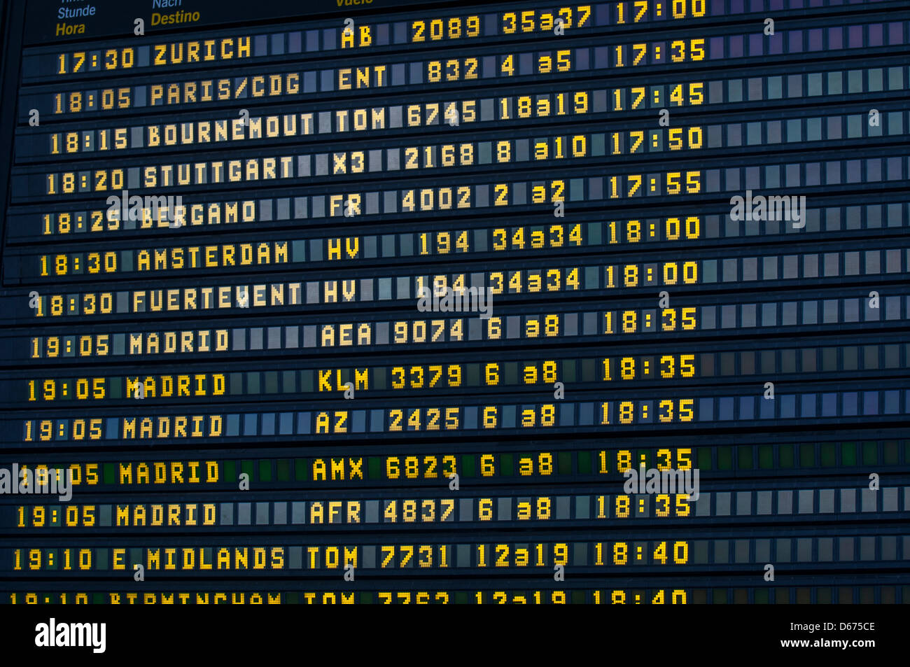 Flight information board to travel to your destination Stock Photo - Alamy