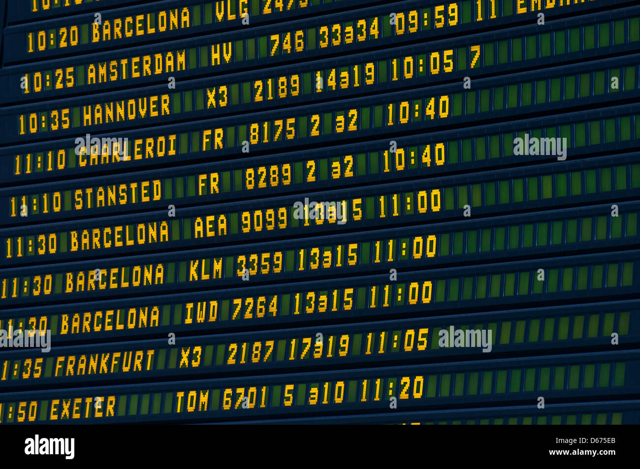 Flight information board to travel to your destination Stock Photo - Alamy