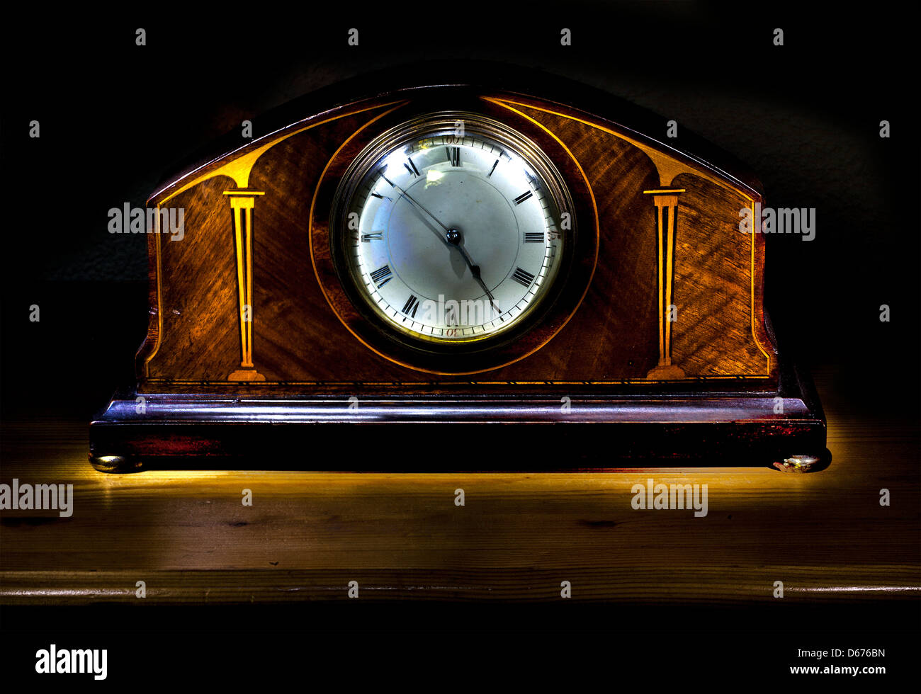 Light wood inlay hi-res stock photography and images - Alamy