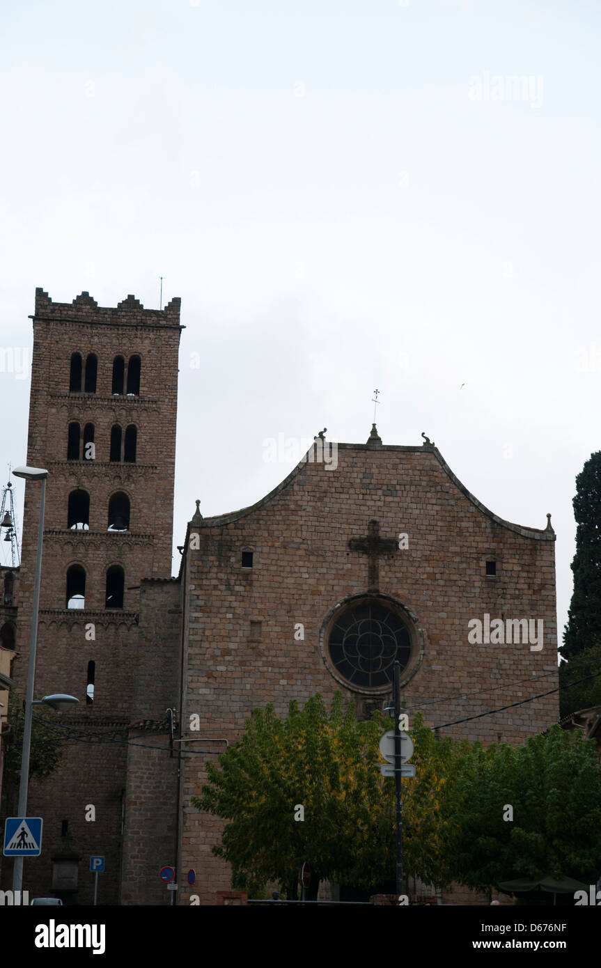 People go to the church hi-res stock photography and images - Alamy