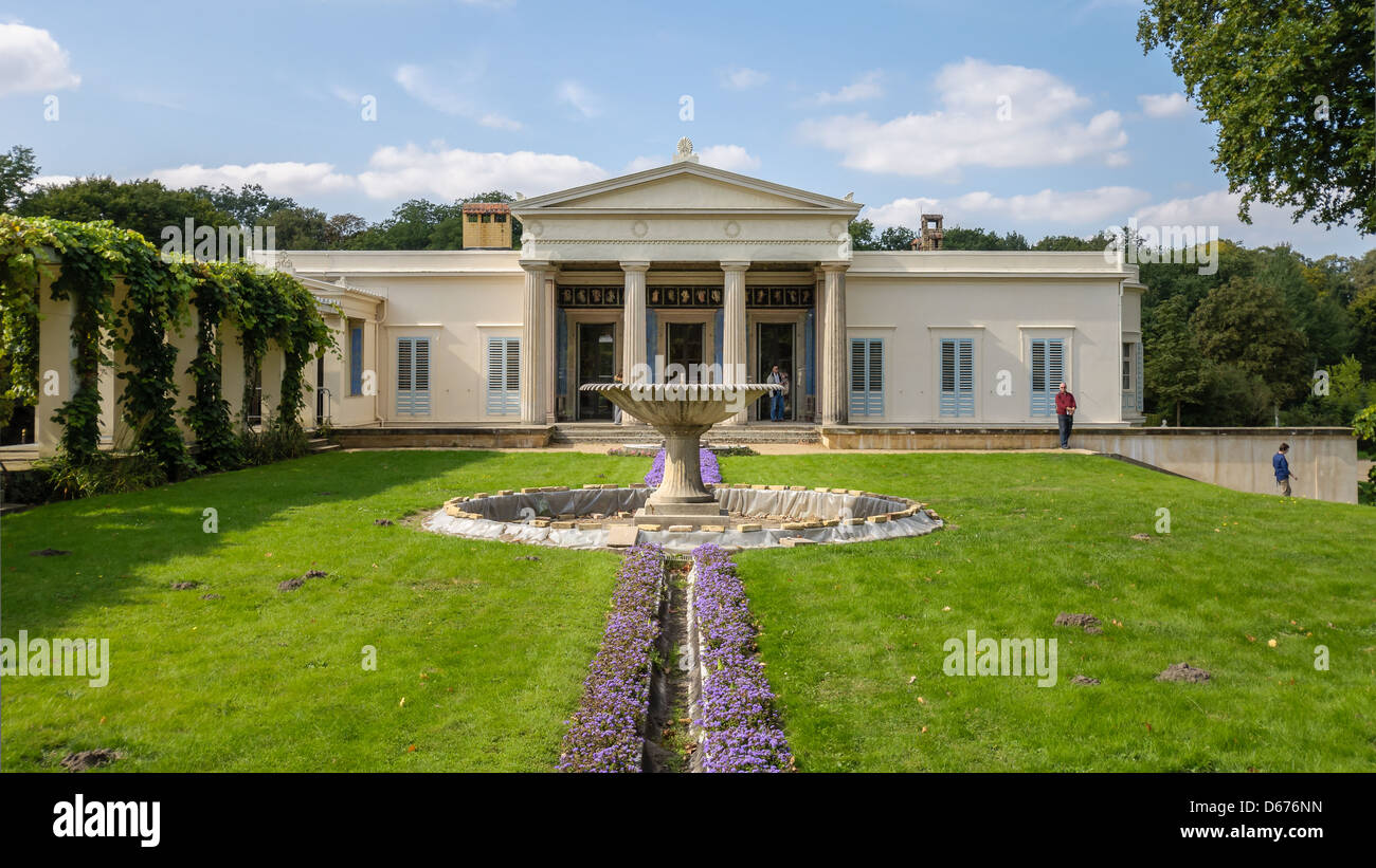 Sanssouci palace fountain hi-res stock photography and images - Alamy