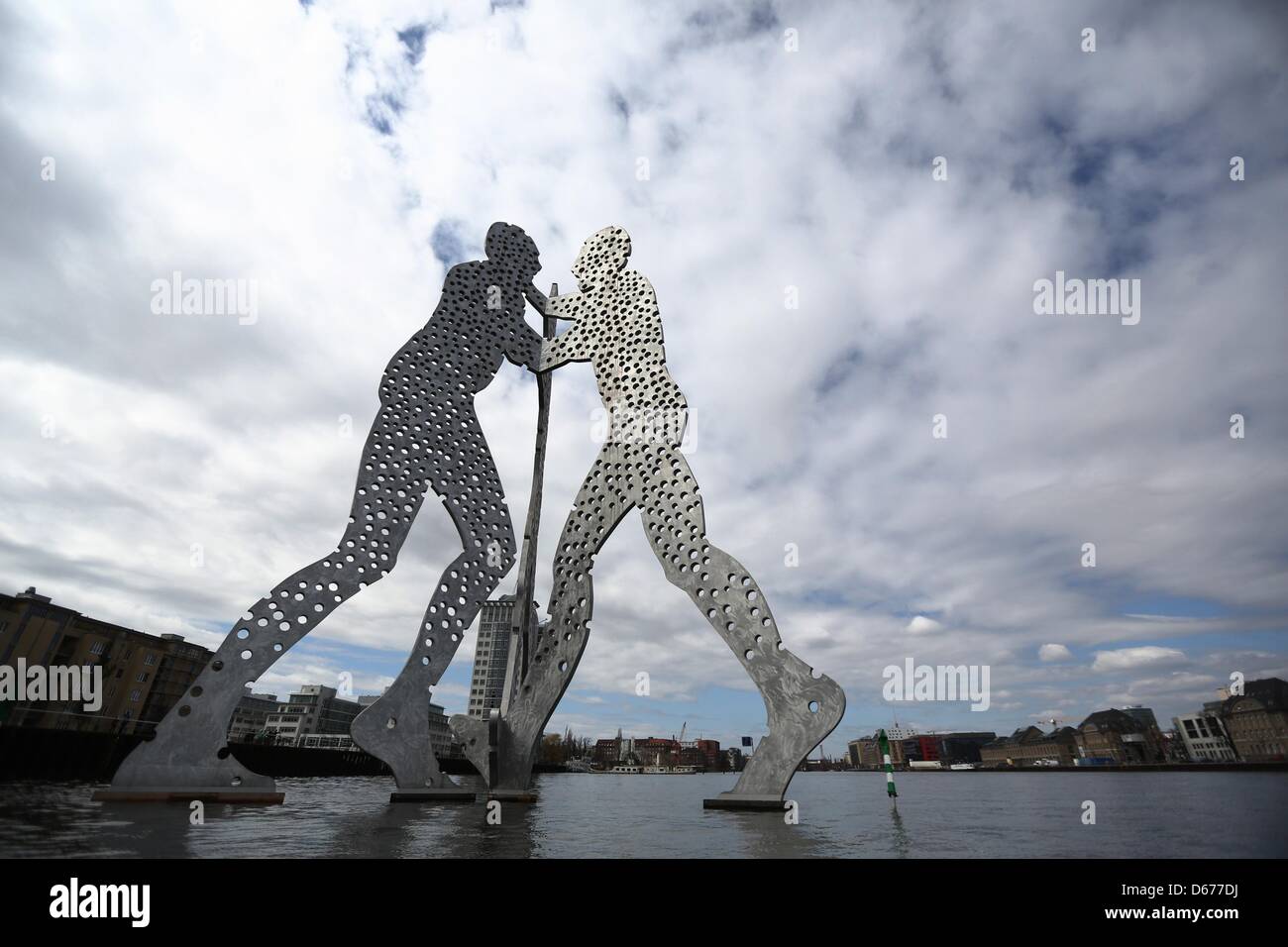 Berlin, Germany, 14 April 2013. View of the 30m high aluminium sculpture 'Molecule Man' by US ...