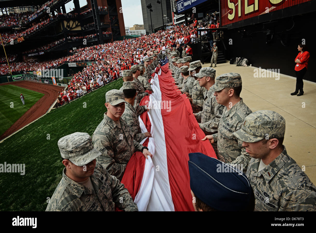 375th air mobility wing hi-res stock photography and images - Alamy