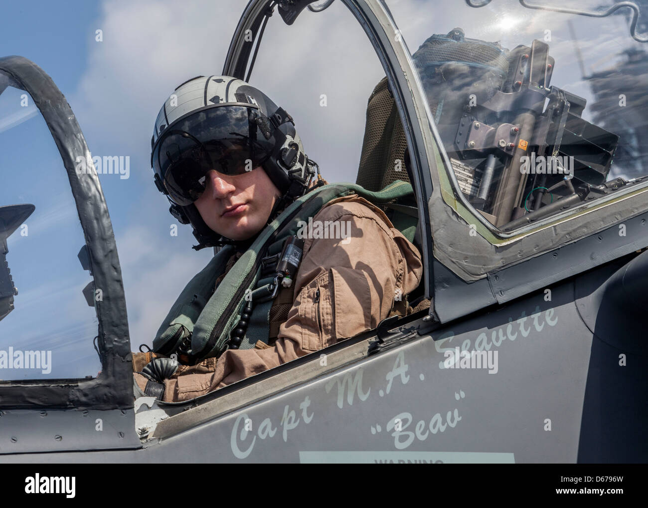 The 26th Marine Expeditionary Unit (MEU) aboard the amphibious assault ...