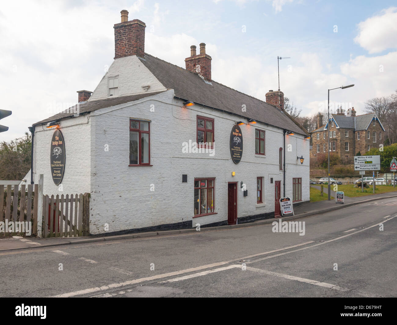 Ruswarp hi-res stock photography and images - Alamy