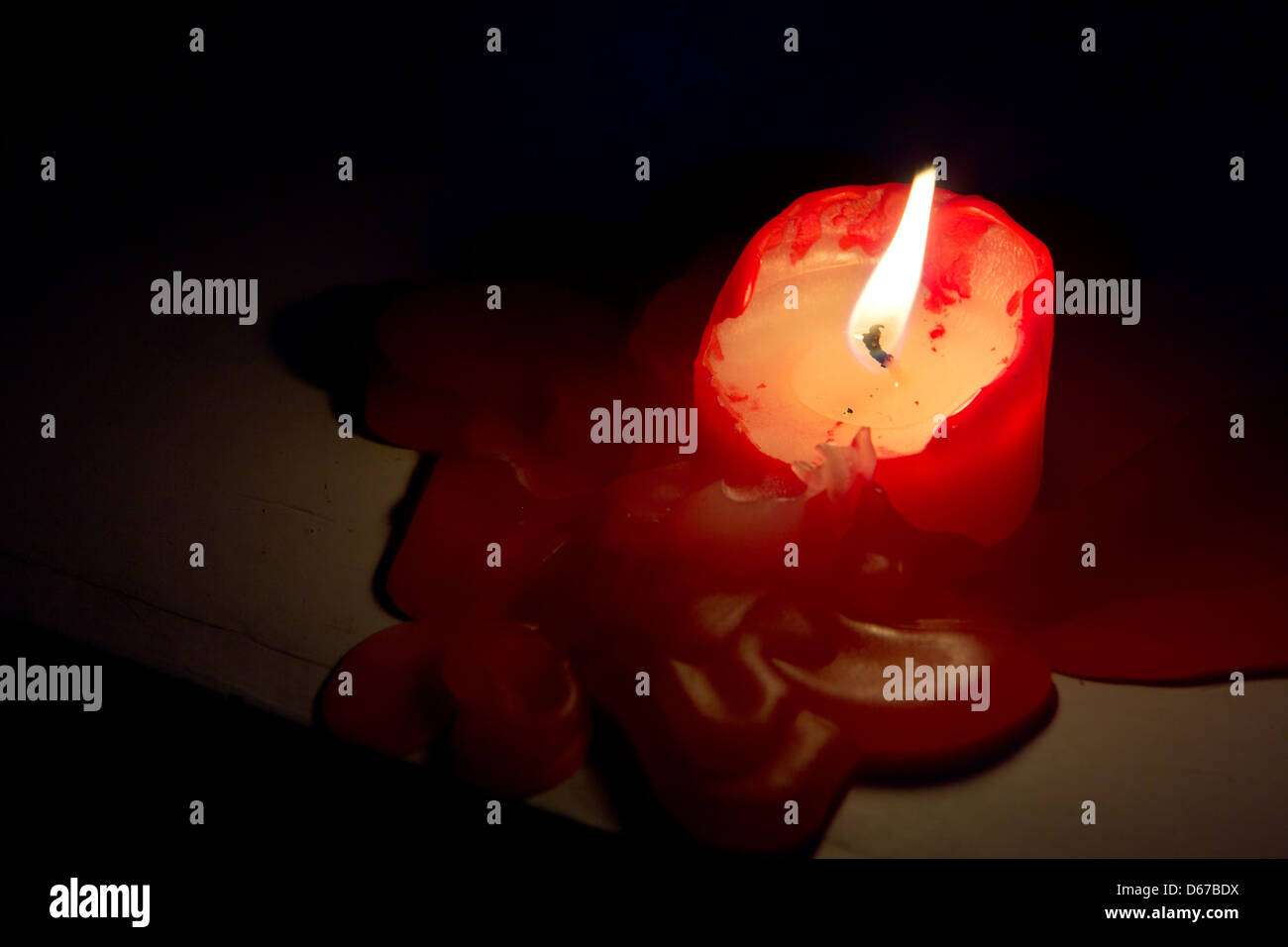 Candle wax melt hi-res stock photography and images - Alamy