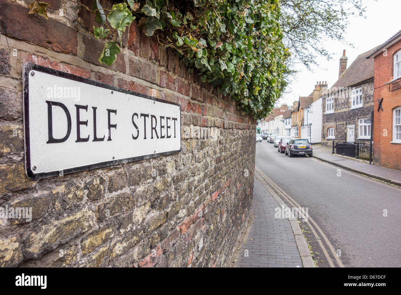 Delf Street Sandwich Cinque Port Kent England Stock Photo - Alamy