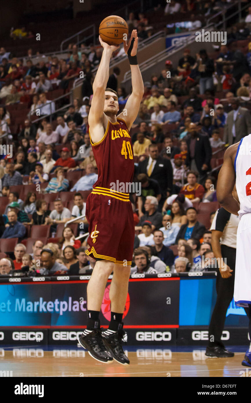 April 14, 2013: Cleveland Cavaliers center Tyler Zeller (40) shoots the ...