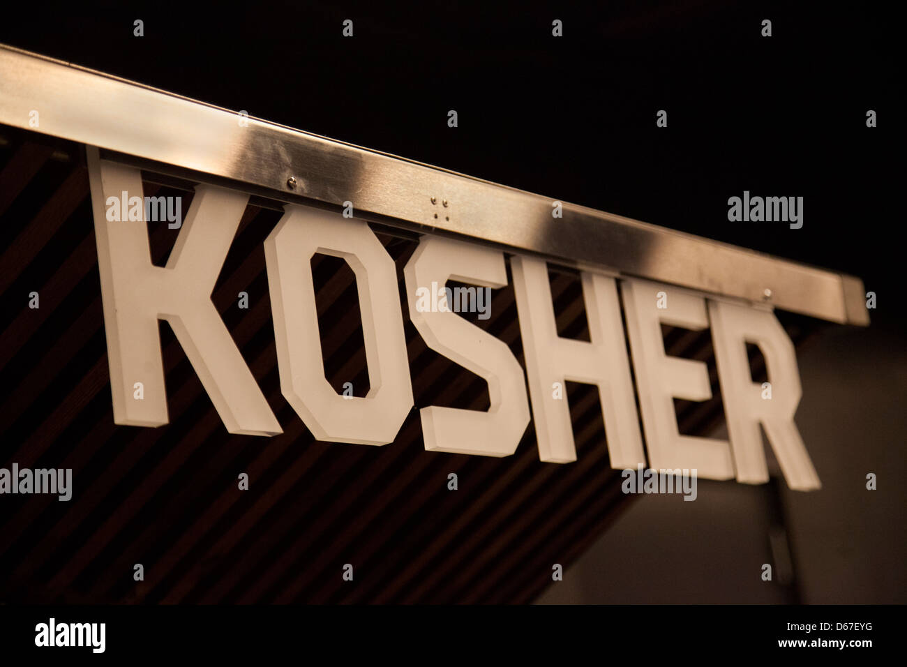 Kosher food sign Stock Photo - Alamy