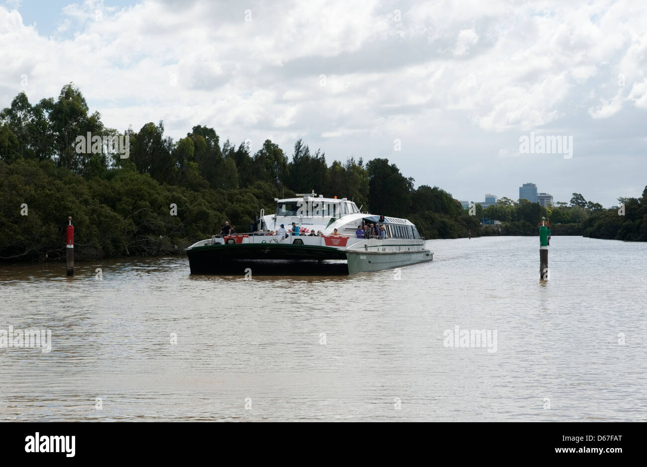 RiverCat approaching terminal at Parramatta Stock Photo - Alamy