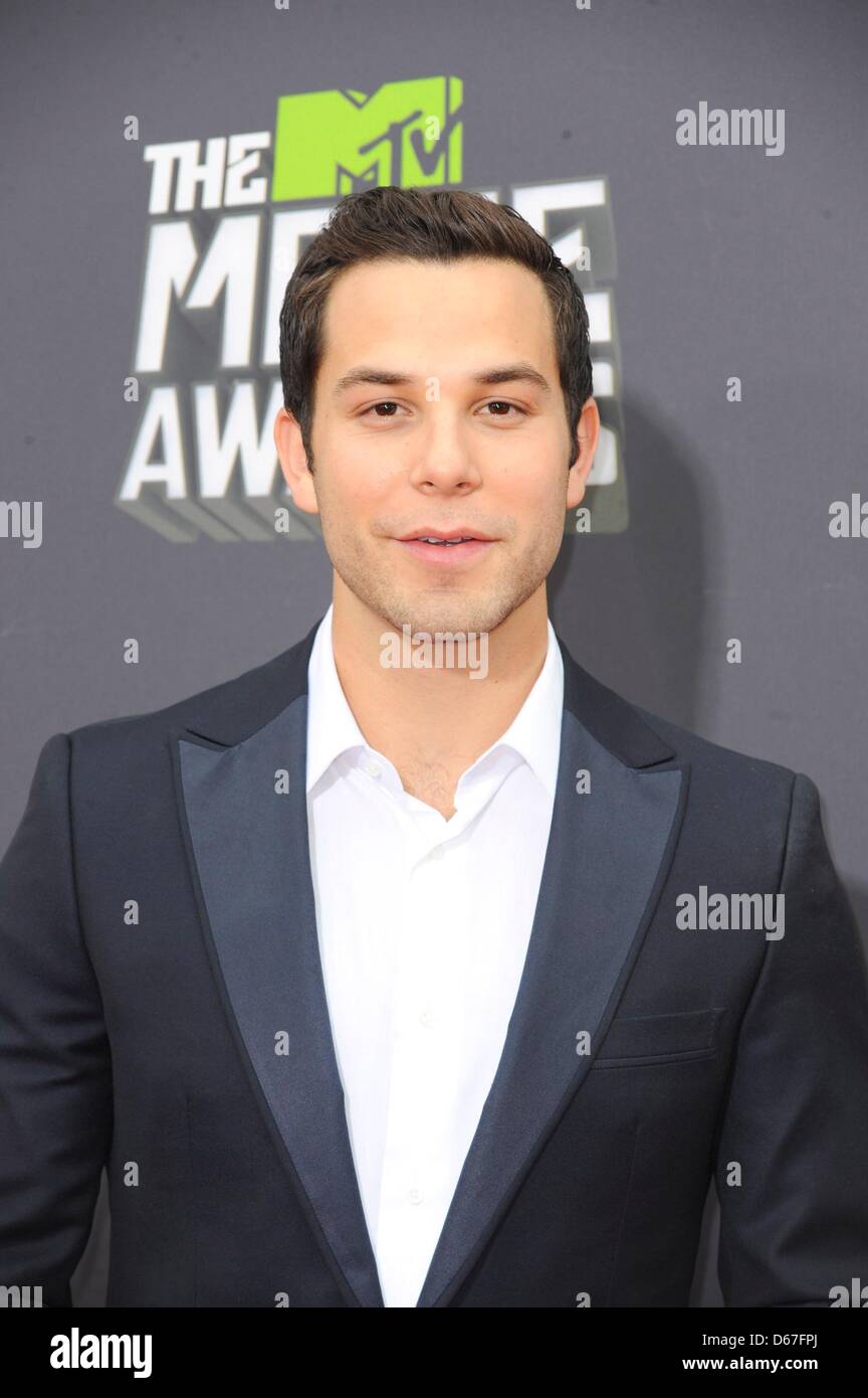 Skylar Astin at arrivals for MTV Movie Awards - ARRIVALS, Sony Studios ...