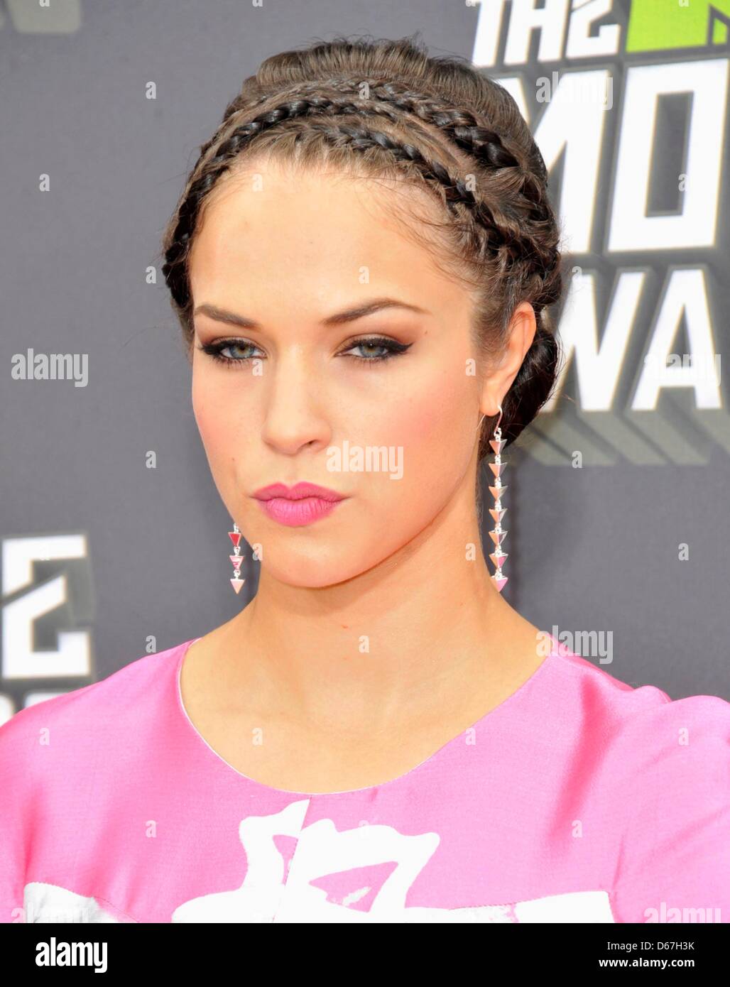 Alexis Knapp at arrivals for MTV Movie Awards - ARRIVALS, Sony Studios ...