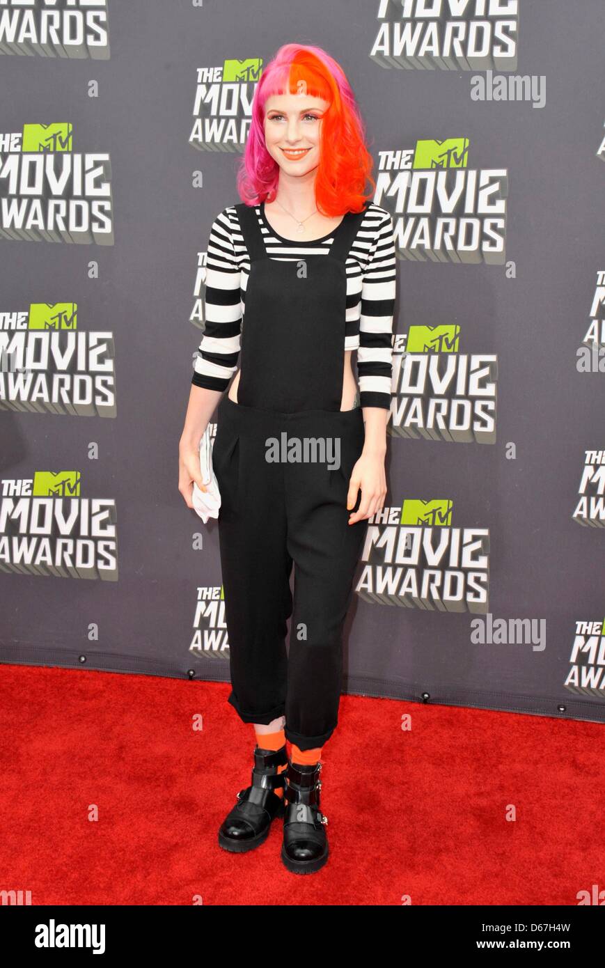 Hayley Williams at arrivals for MTV Movie Awards - ARRIVALS, Sony ...