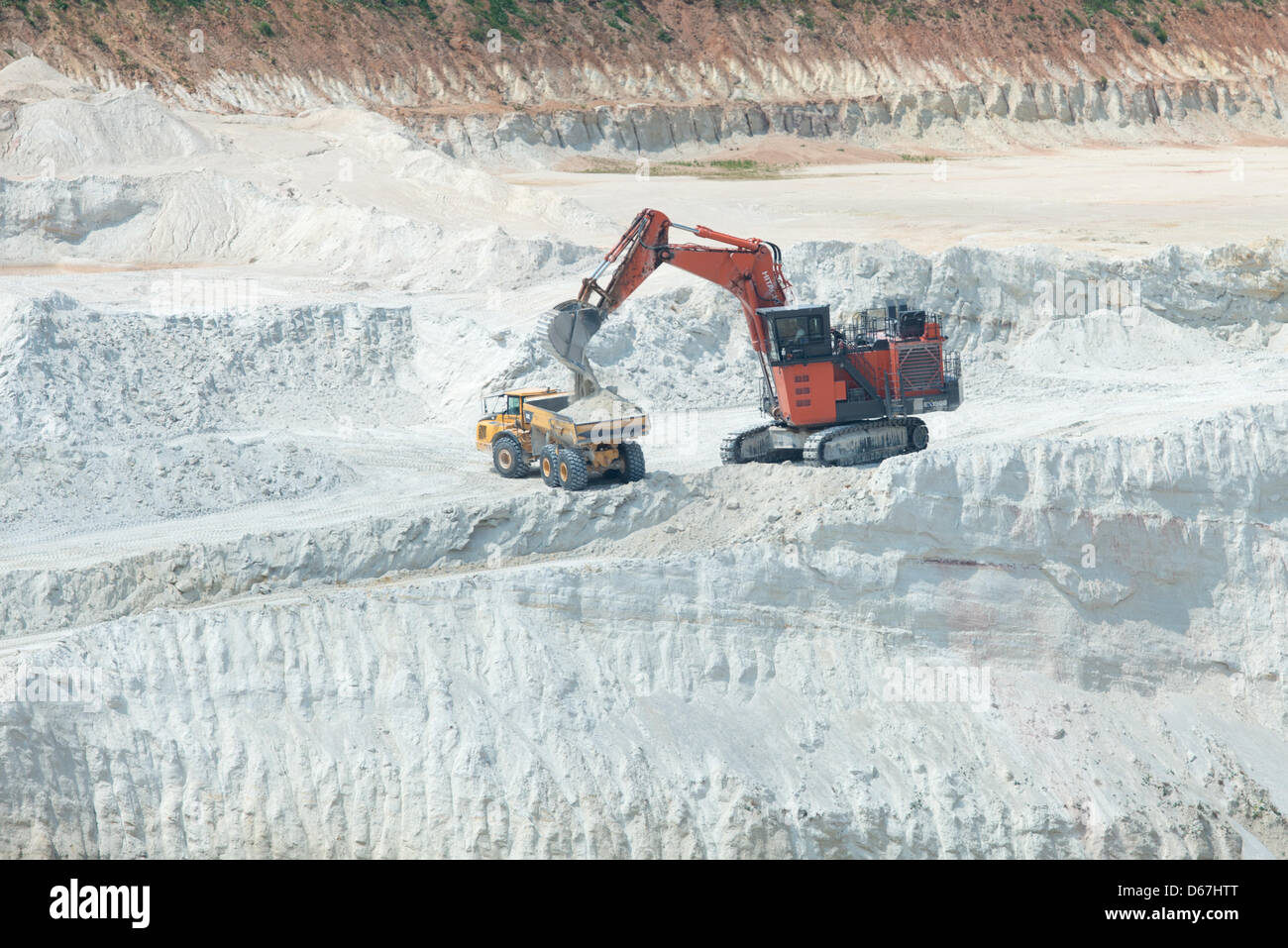China clay mine hi-res stock photography and images - Alamy