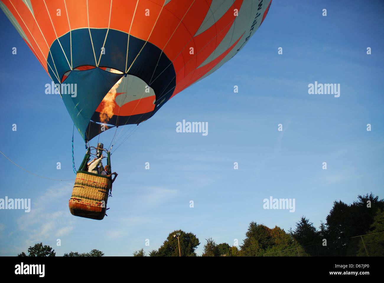 hot air balloon,ballooning,hot air balloon Stock Photo - Alamy