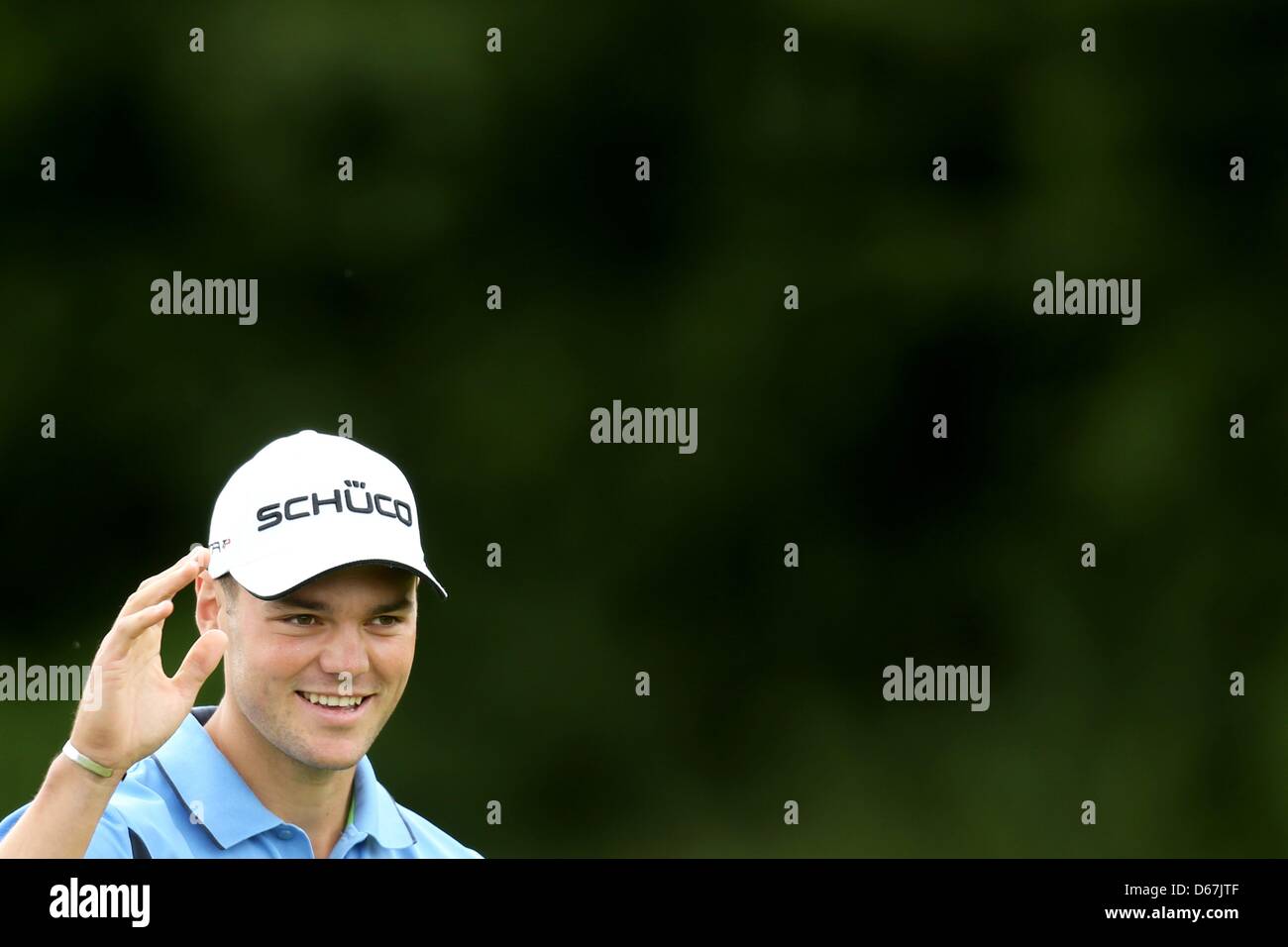 German golfer Martin Kaymer smiles and waves during the International ...