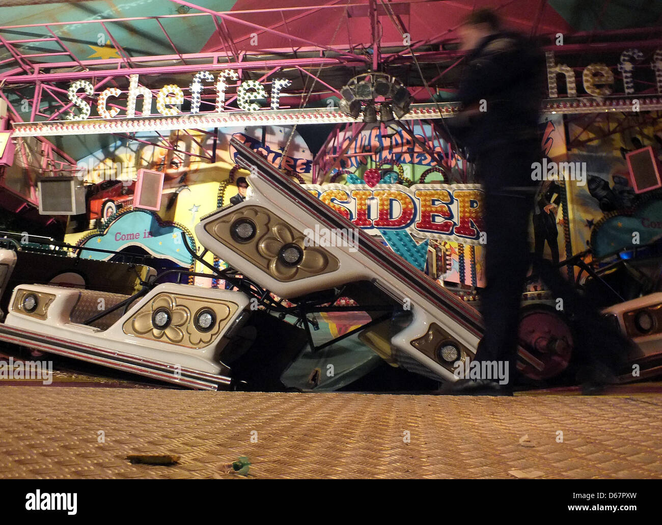 Is in a life threatening condition hi-res stock photography and images ...